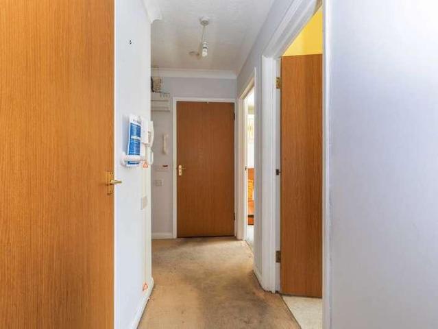 1 bed flat for sale