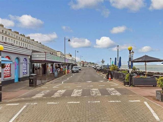 1 bed flat for sale