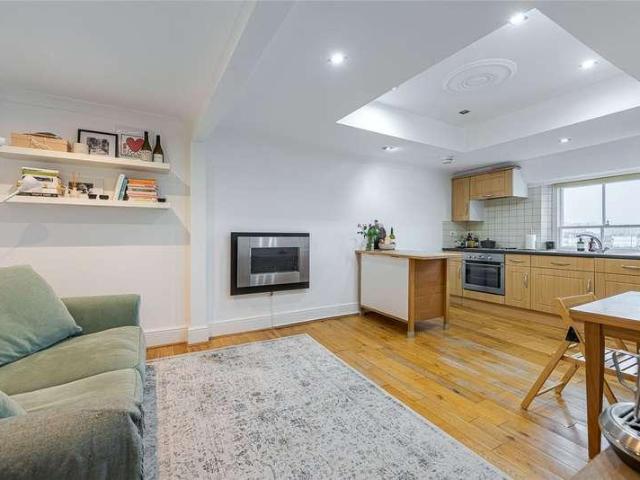 1 bed flat for sale