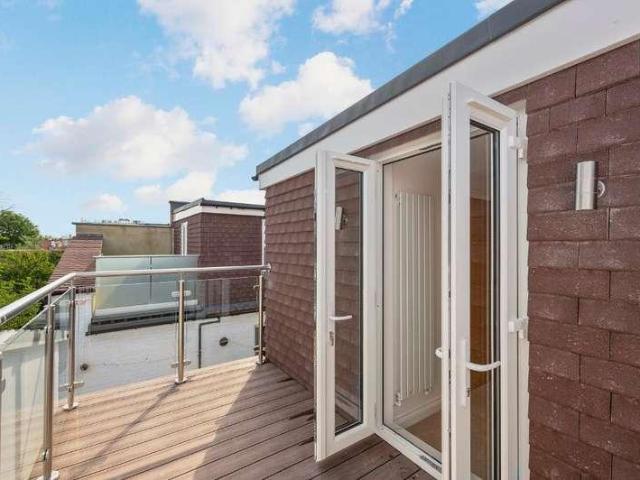1 bed flat for sale