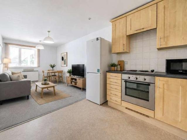 1 bed flat for sale