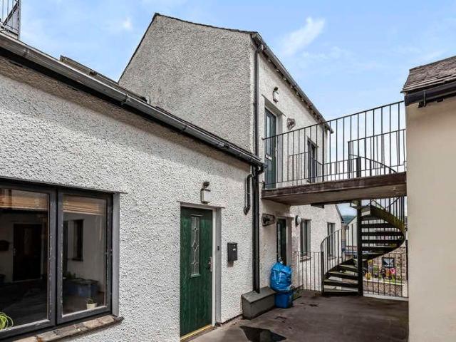 1 bed flat for sale