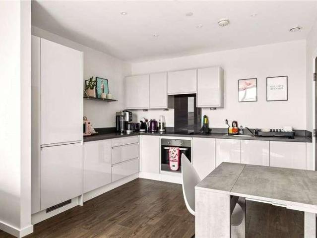1 bed flat for sale