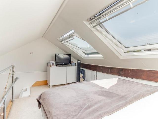 1 bed flat for sale
