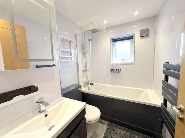 1 bed flat for sale