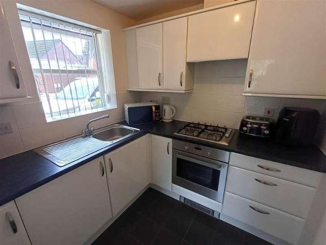 1 bed flat for sale