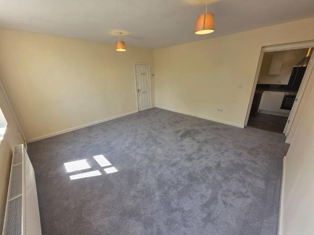 1 Bed Flat, Fretson Road South, S2
