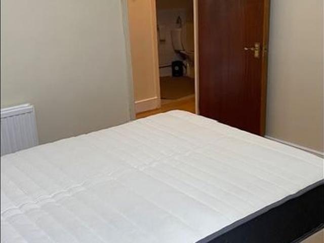 1 Bed Flat, Friern Barnet Road, N11