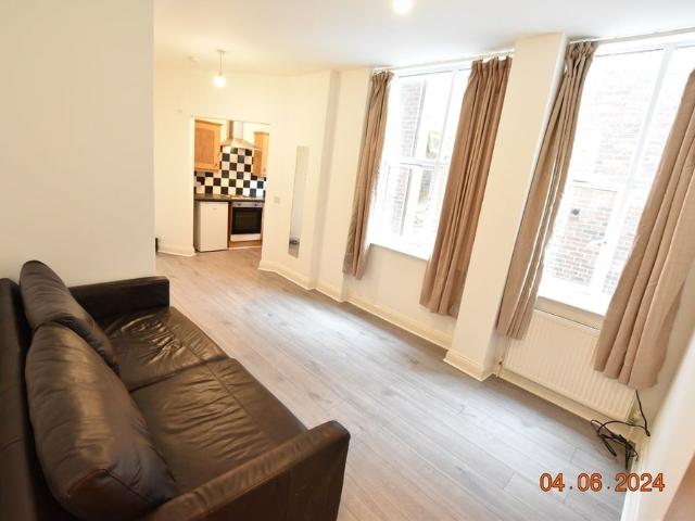 1 Bed Flat, Guildford Street, LU1