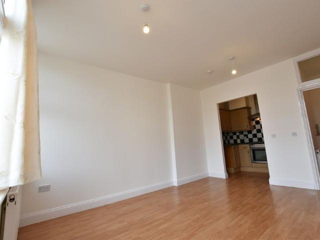 1 Bed Flat, Guildford Street, LU1