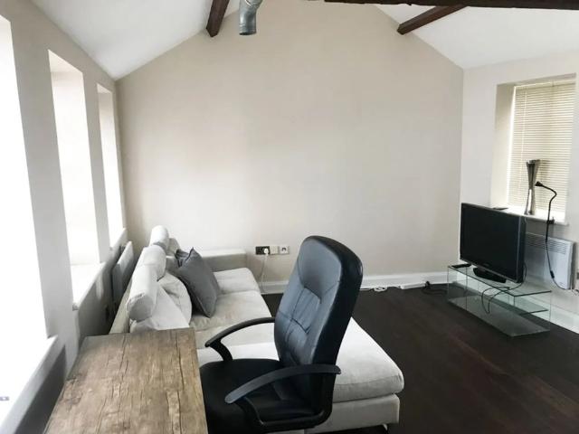 1 Bed Flat, Gibson Works, S2