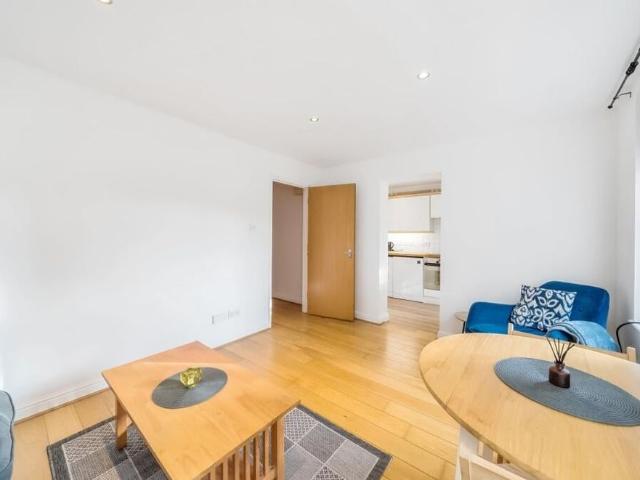 1 Bed Flat, Grange Road, SE1