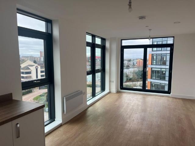 1 Bed Flat, Grapnel Apartments, M50