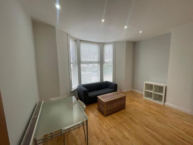 1 Bed Flat, Greenfield Road, L13
