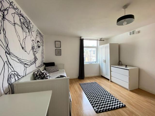 1 Bed Flat, Humberstone Gate, LE1