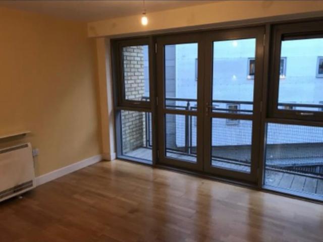 1 Bed Flat, Hamilton Court, BS2