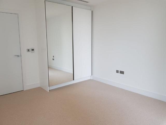 1 Bed Flat, Harbour Way, E14