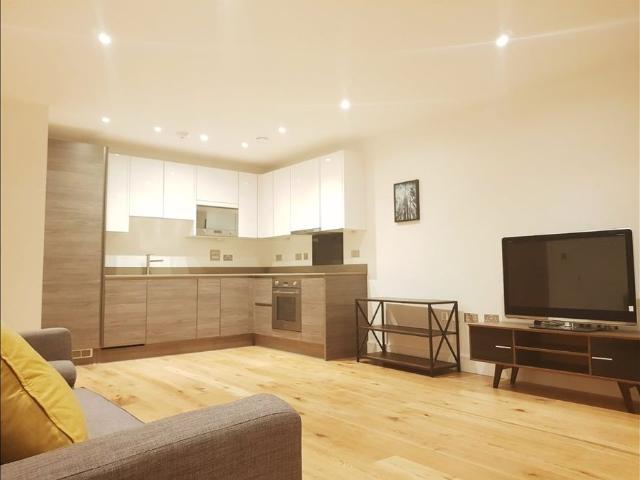 1 Bed Flat, Harbourside Court, SE8