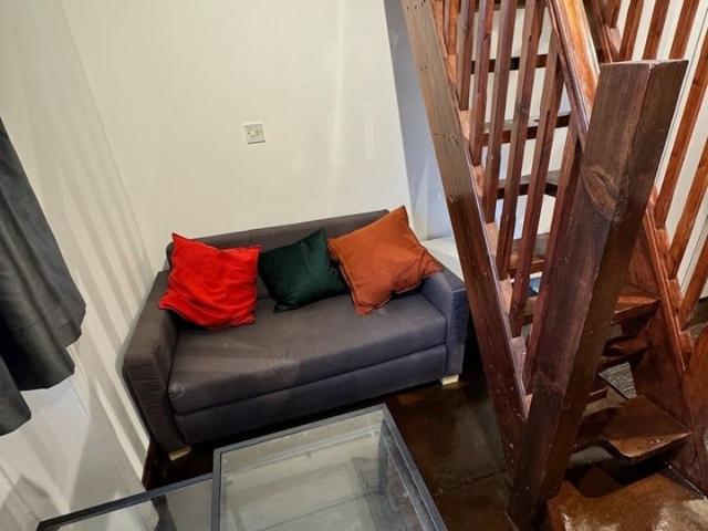 1 Bed Flat, Harrington Square, NW1