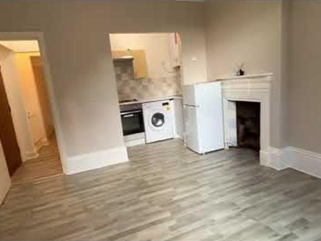 1 Bed Flat, Hart Hill Drive, LU2