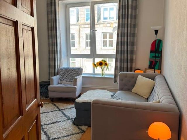 1 Bed Flat, Hartington Road, AB10