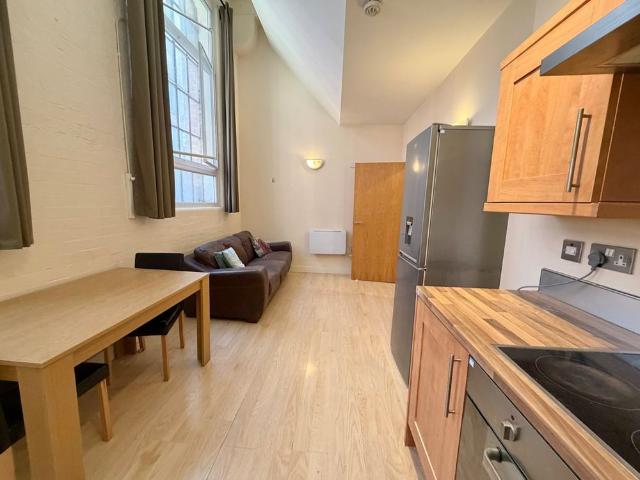 1 Bed Flat, Hartley Road, NG7