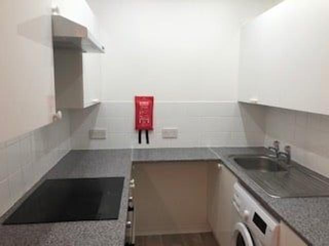 1 Bed Flat, Herne Hill, SE24