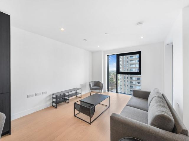 1 Bed Flat, Hewson Way, SE17