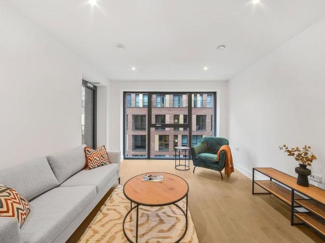 1 Bed Flat, Heygate St, SE17