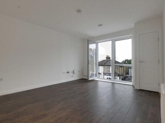 1 Bed Flat, High Road Leyton, E10