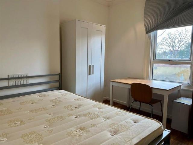 1 Bed Flat, High Road Leytonstone, E11