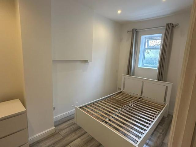 1 Bed Flat, High Road Leytonstone, E11