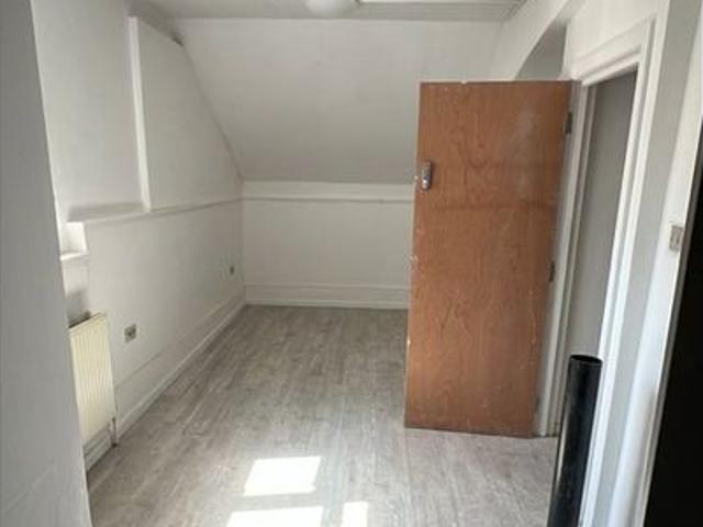 1 Bed Flat, High Road, NW10