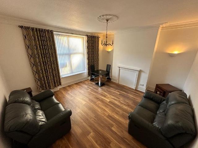 1 Bed Flat, Hosefield Road, AB15