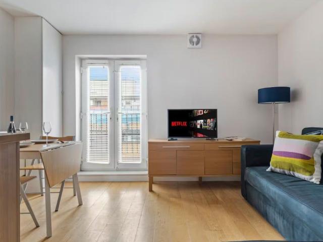 1 Bed Flat, Hoxton Street, N1
