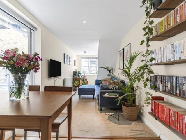 1 bed flat in Balham