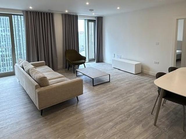 1 Bed Flat in Coppermaker Square