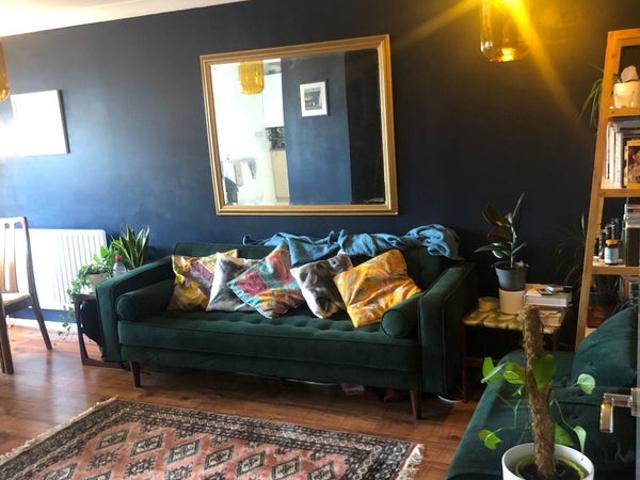 1 Bed Flat July 13 August 10