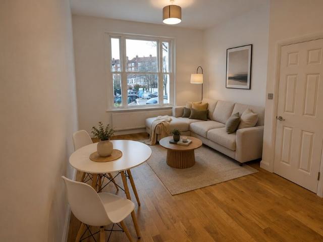 1 Bed Flat, Keith Grove, W12