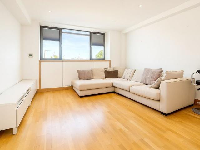 1 Bed Flat, Kentish Town Road, NW1