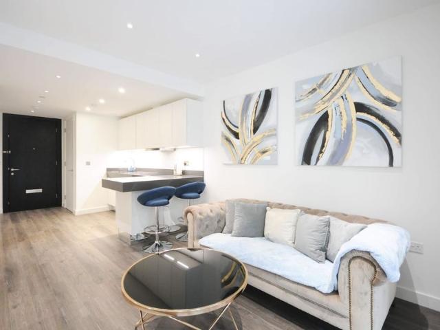 1 Bed Flat, Kingwood House, E1