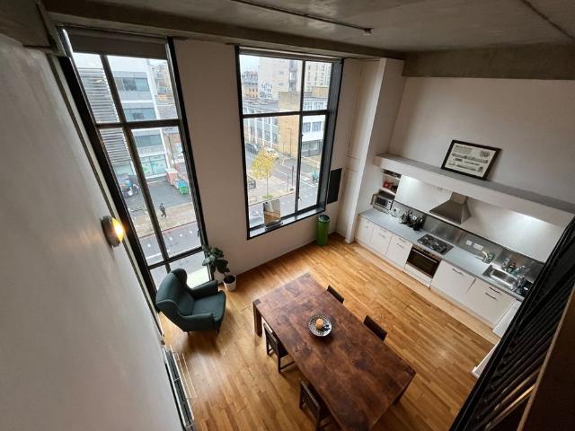 2 Bed Flat, Kingsland Road, E8