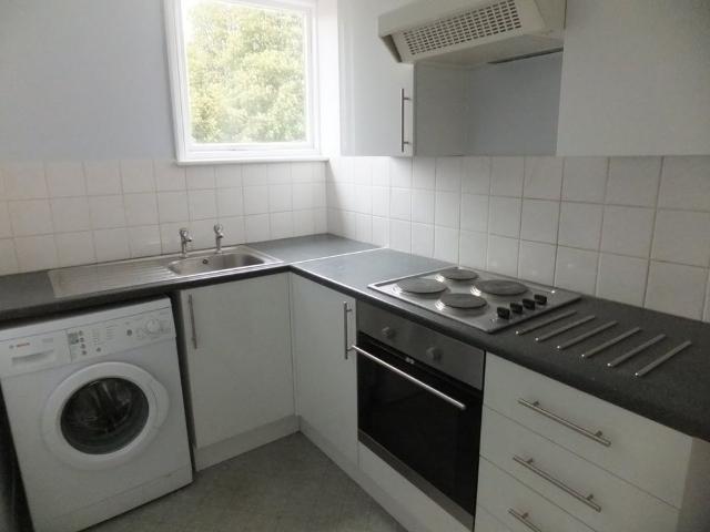 1 Bed Flat, Knoyle Road, BN1