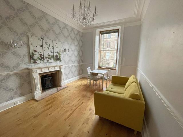 1 Bed Flat, Lutton Place, EH8