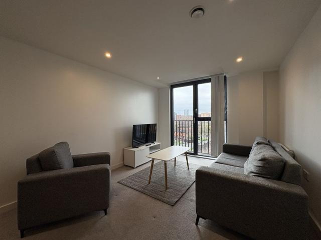 1 Bed Flat, Lydia Ann St, L1