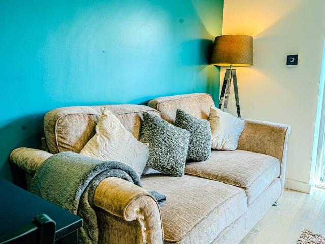 1 Bed Flat, Lansdown Road, BS15