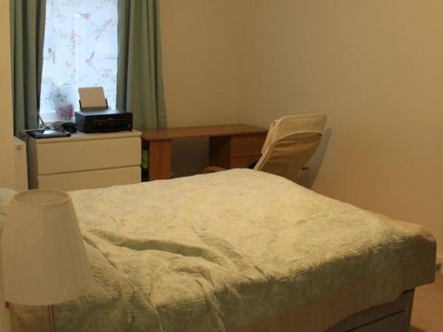 1 Bed Flat, Lawrence, SE6