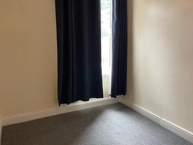 1 Bed Flat, Ley St, IG1