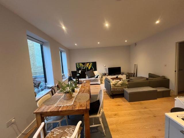 1 Bed Flat, Lillie Road, SW6