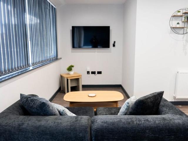 1 Bed Flat, Liverpool, L3
